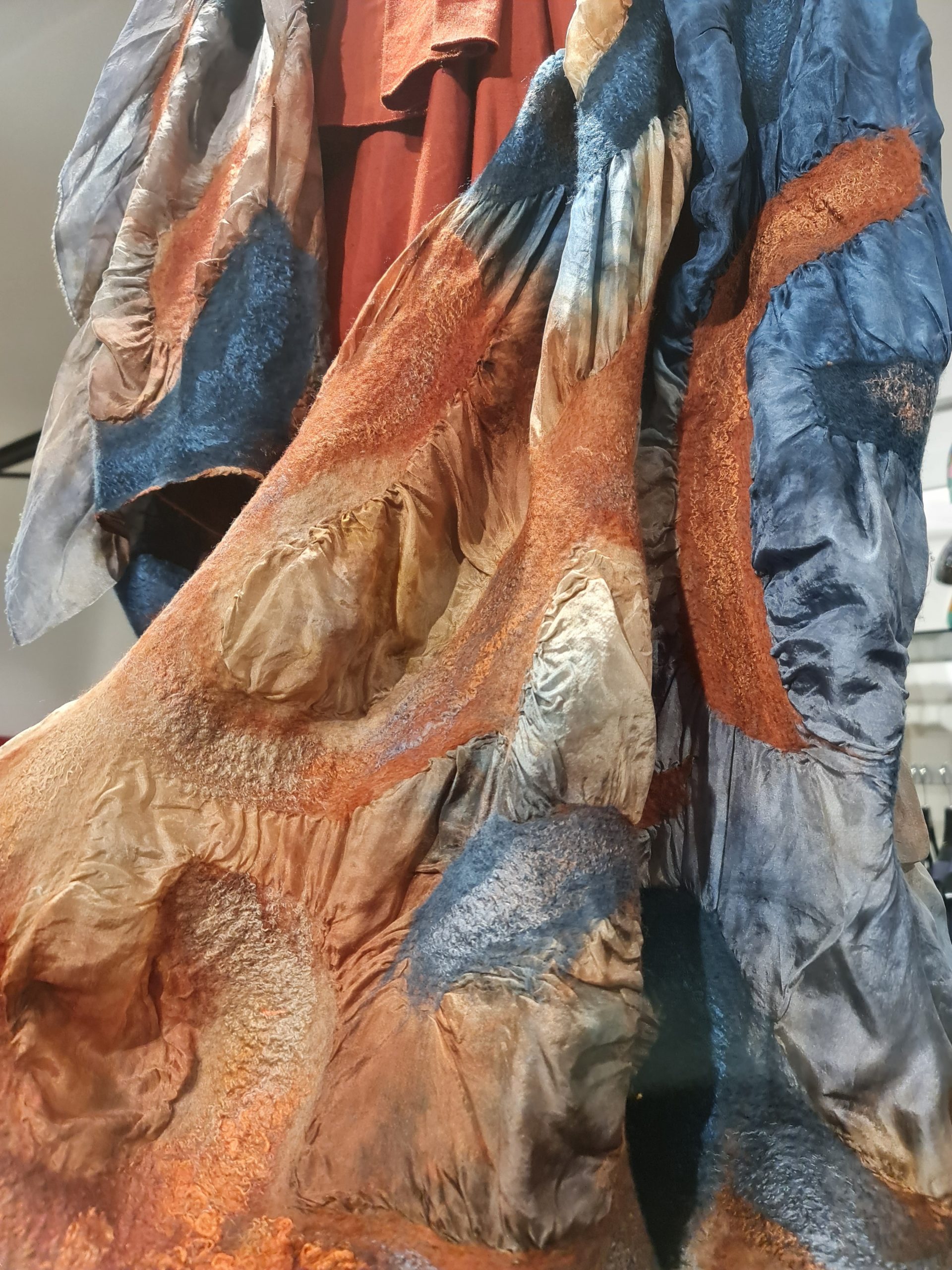 Sunset & Gum Trees - Moda Eleganta